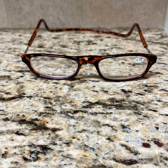 Other | Magnetic Break Away Reading Glasses Readers 25 | Poshmark